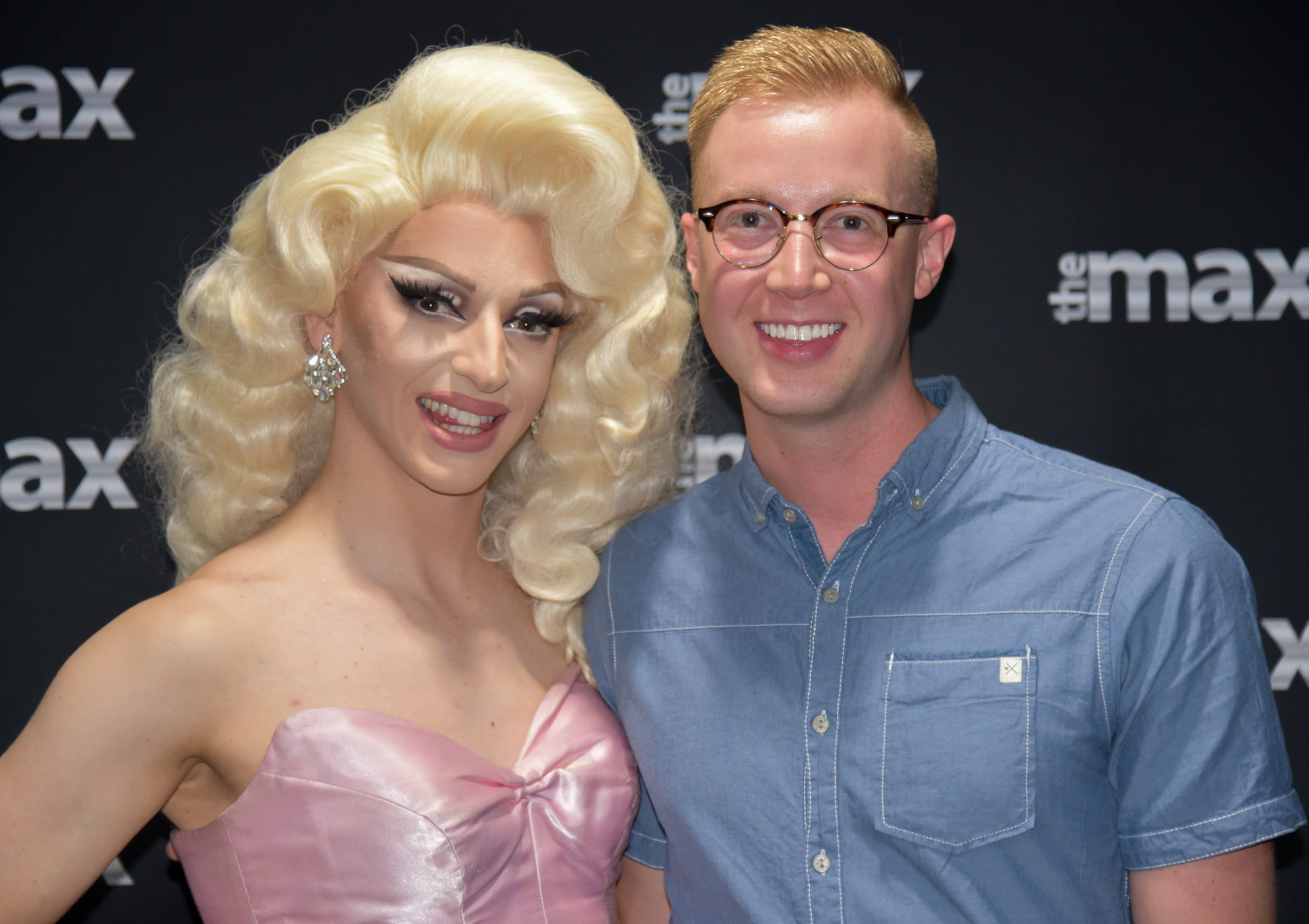 RuPaul's Drag Race's Miz Cracker - Meet & Greet - The Review Junkie