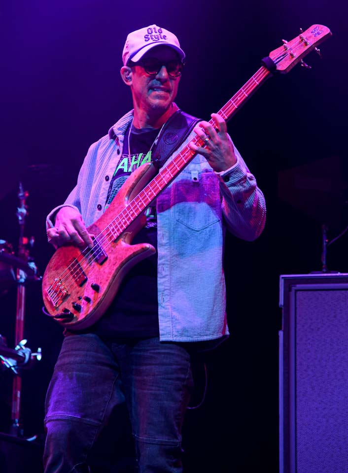 Dave Matthews Band Rocks Omaha - The Review Junkie