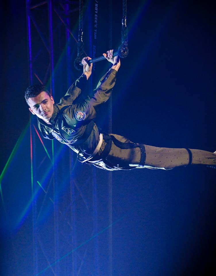Cirque Italia: The Water Circus - The Review Junkie