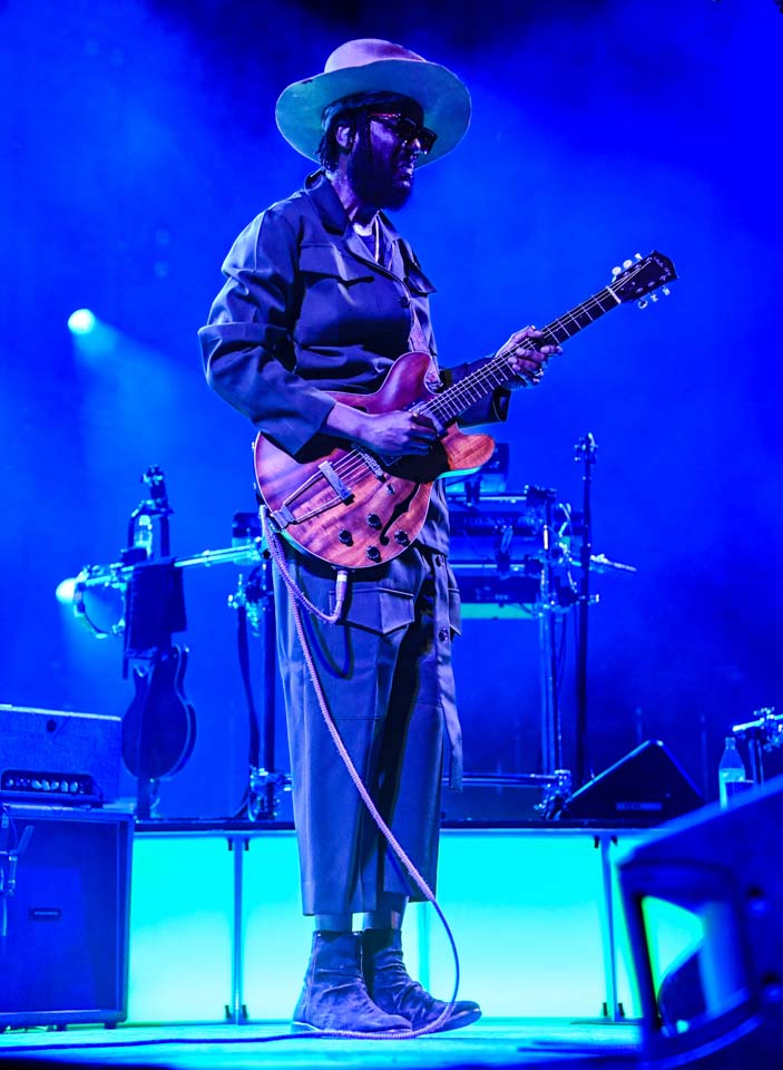 Gary Clark Jr. with Grace Bowers - The Review Junkie