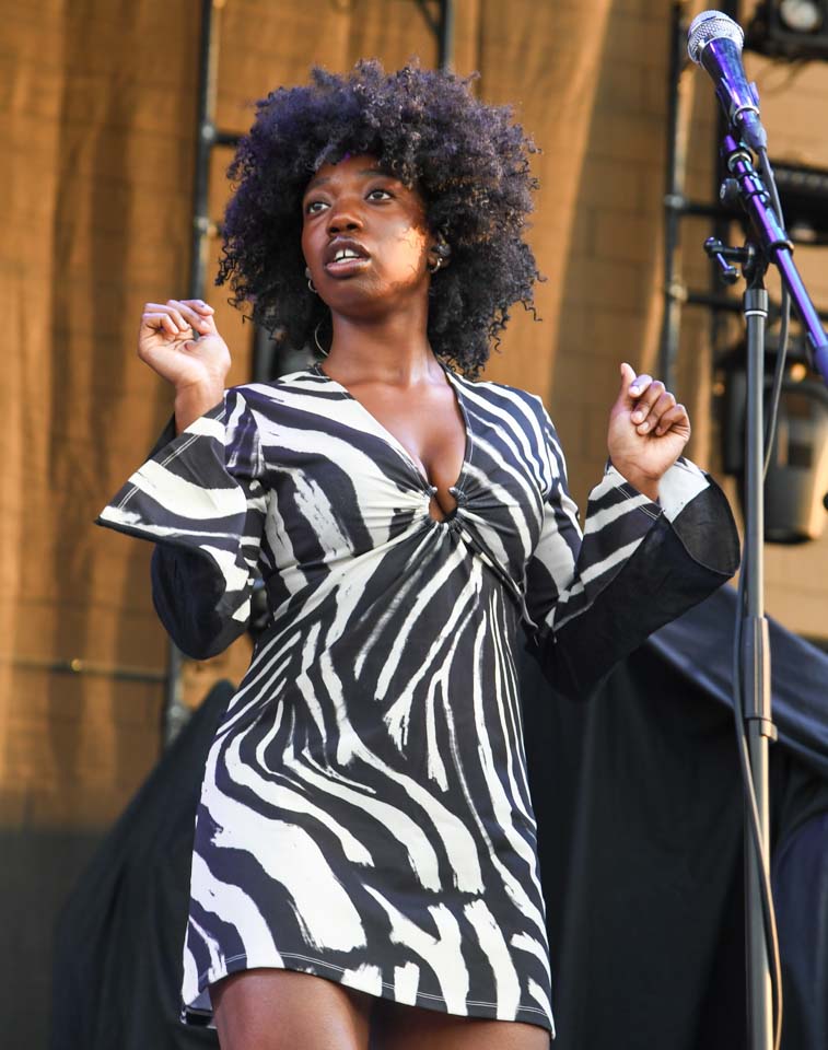 Gary Clark Jr. with Grace Bowers - The Review Junkie