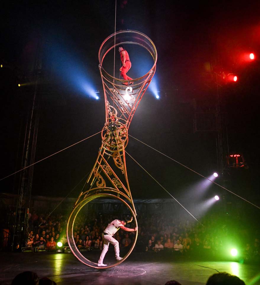 Paranormal Cirque Brings the Thrills! - The Review Junkie