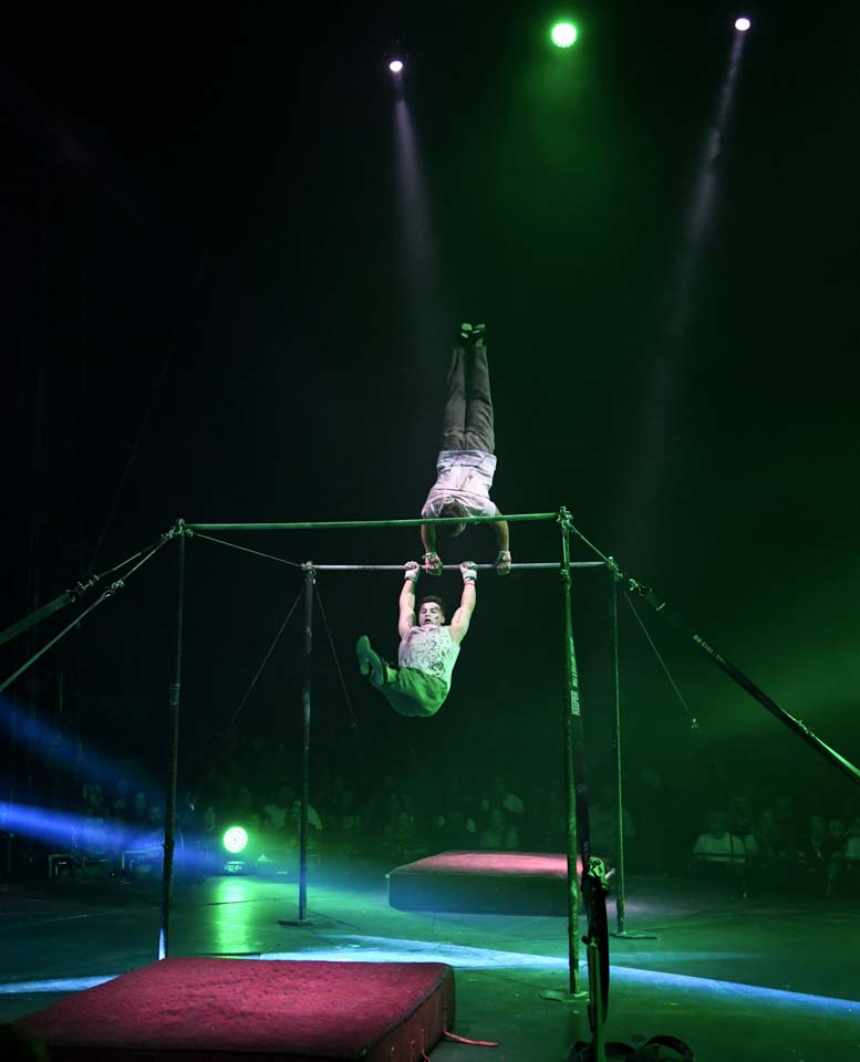 Paranormal Cirque Brings the Thrills! - The Review Junkie